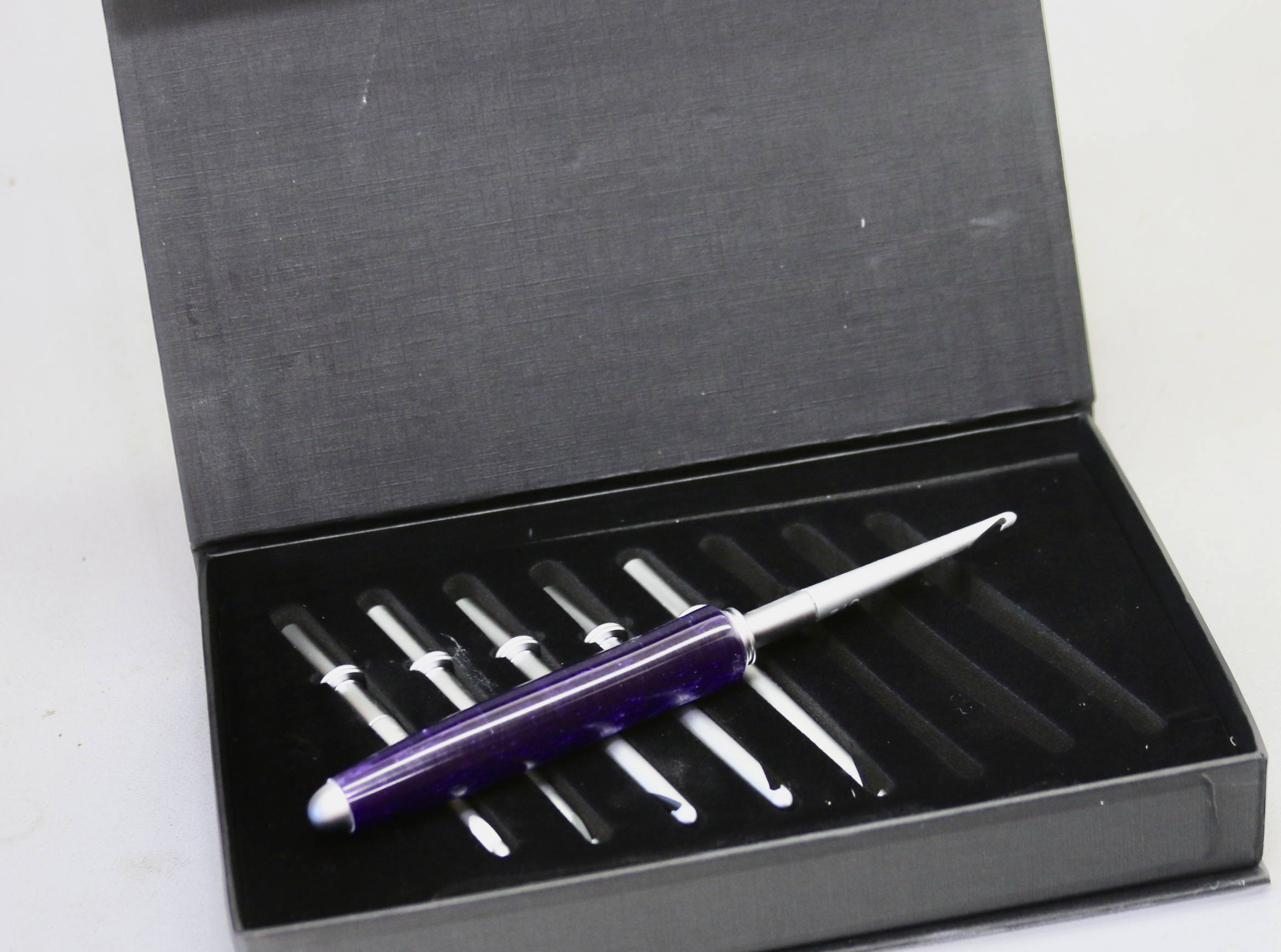Deep Purple Crochet Hook Set